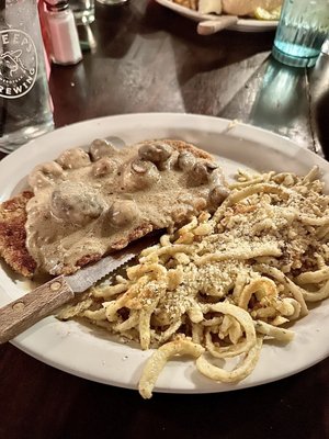 ESSEN HAUS - Updated May 2025 - 142 Photos & 255 Reviews - 514 E Wilson ...