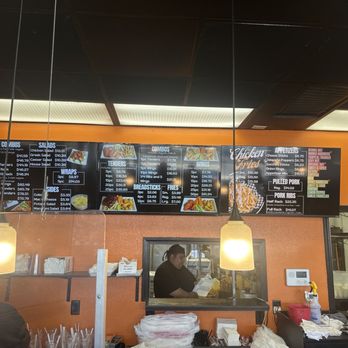 WINGSAHOLIC - Updated October 2024 - 137 Photos & 440 Reviews - 909 S ...