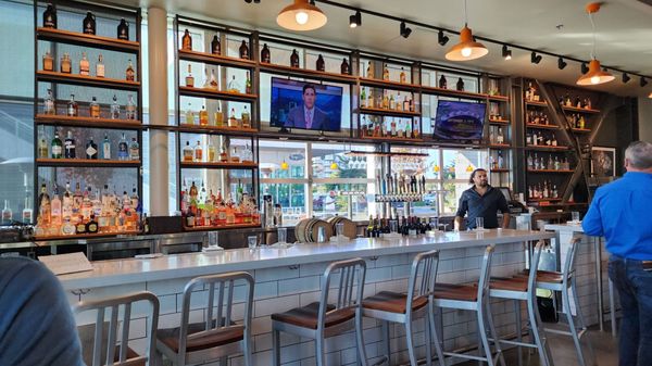 WILDFIN AMERICAN GRILL - Updated December 2025 - 960 Photos & 861 ...
