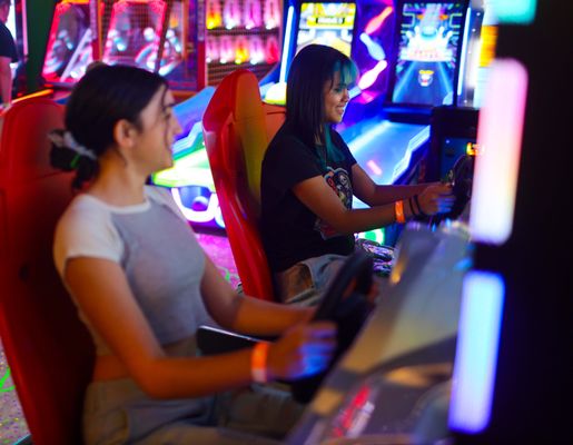 LAUNCH ENTERTAINMENT PARK - Updated November 2024 - 110 Photos & 51 ...