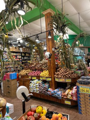 MET FRESH SUPERMARKET - Updated March 2024 - 63 Photos & 75 Reviews ...