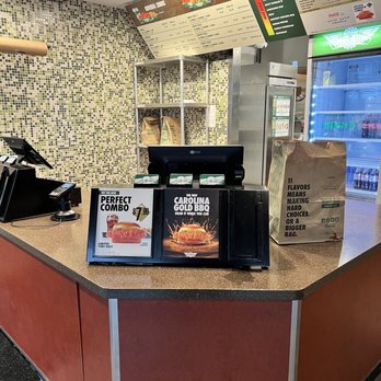WINGSTOP - Updated March 2025 - 17 Photos & 18 Reviews - 1874 Piedmont ...