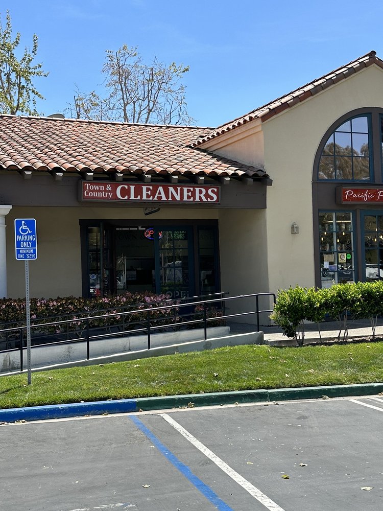 TOWN & COUNTRY ONE HOUR CLEANERS - Updated July 2025 - 13 Reviews ...