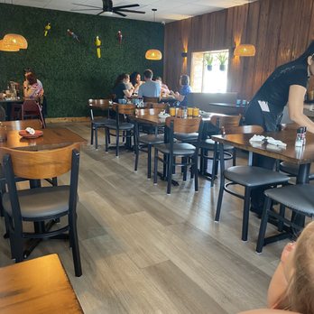 PARVA COLOMBIAN BAKERY & RESTAURANT - Updated July 2025 - 84 Photos ...