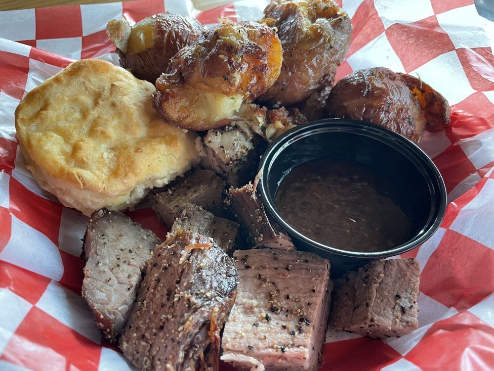 FARMHOUSE - Updated January 2026 - 1 Cedar Point Dr, Sandusky, Ohio ...