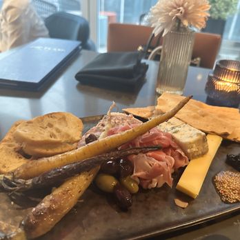 HIP FLASK ROOFTOP BAR - Updated June 2024 - 206 Photos & 89 Reviews ...