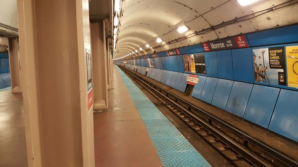 CTA MONROE - RED LINE STATION - Updated October 2024 - 11 Photos - 26 S ...
