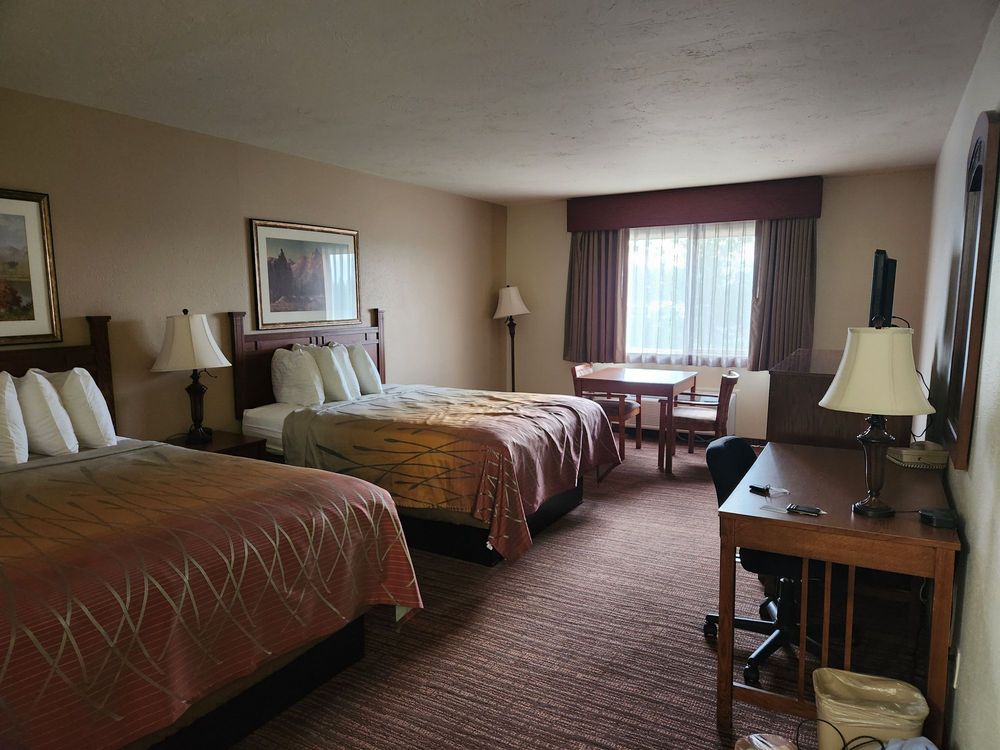 TETON WEST MOTEL - Updated October 2025 - 10 Reviews - 476 N Main St ...