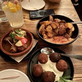 LIL BA-BA-REEBA - 522 Photos & 228 Reviews - 441 N Clark St, Chicago ...