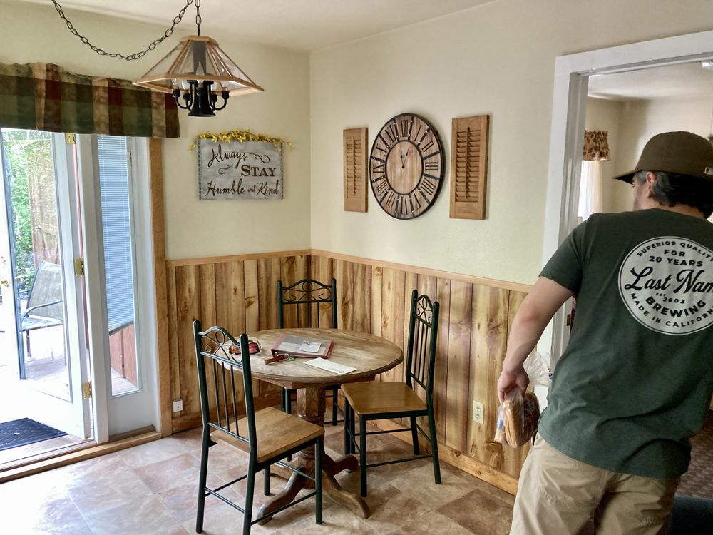 CARDINAL VILLAGE RESORT - Updated November 2025 - 140 Photos & 55 ...