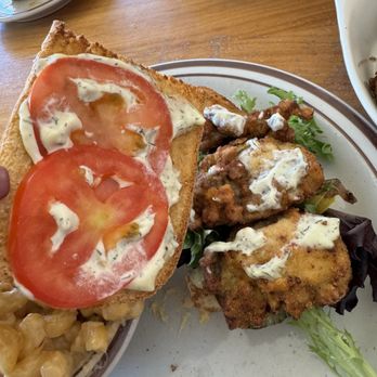 FAT’S FRIED CHICKEN & WAFFLES - Updated April 2025 - 1061 Photos & 885 ...