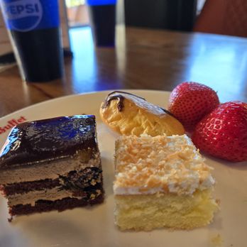 FUSION BUFFET - Updated September 2025 - 707 Photos & 299 Reviews - 486 ...