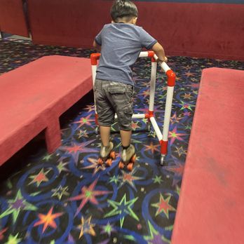 FOUNTAIN VALLEY SKATING CENTER - Updated August 2024 - 269 Photos & 485 ...