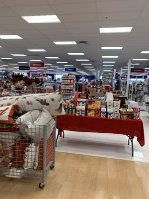 TJ MAXX - Updated December 2025 - 12 Reviews - 2335 Dixwell Ave, Hamden ...