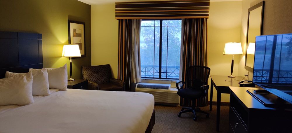 GREENTREE INN & SUITES - Updated December 2025 - 41 Photos & 43 Reviews ...