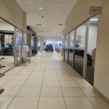 RIGHT TOYOTA - Updated February 2025 - 278 Photos & 1057 Reviews - 7701 ...