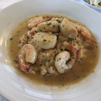 LAMBERTVILLE STATION WINE CELLAR - Updated September 2025 - 85 Photos ...