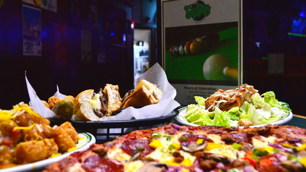 GREENFIELDS POOL & SPORTS BAR - 47 Photos & 52 Reviews - 3355 S Yarrow ...