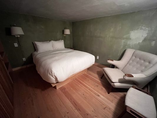 THE JENNINGS HOTEL - Updated July 2025 - 11 Photos & 11 Reviews - 100 N ...