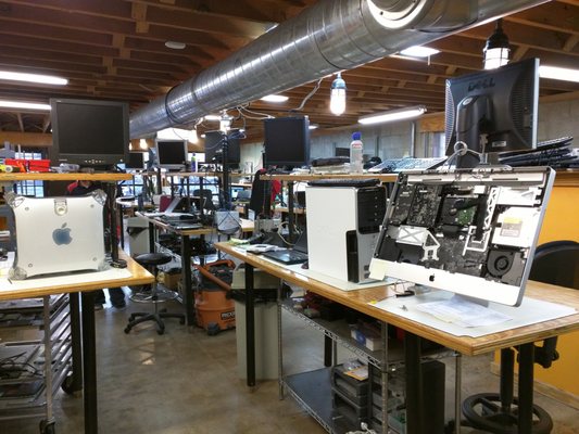 CHIPHEADS COMPUTER REPAIR SHOP - Updated July 2025 - 19 Photos & 73 ...