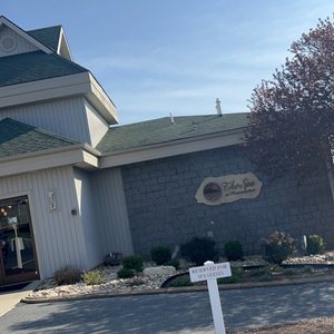 MOUNTAIN VIEW SPA MASSAGE - Updated December 2024 - 3568 N Valley Pike ...