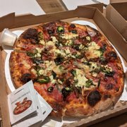 WHITECAPS PIZZA - 329 Photos & 608 Reviews - 8290 N Lake Blvd, Kings ...