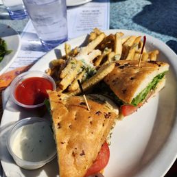 GARLIC BROTHERS RESTAURANT - Updated June 2025 - 766 Photos & 815 ...