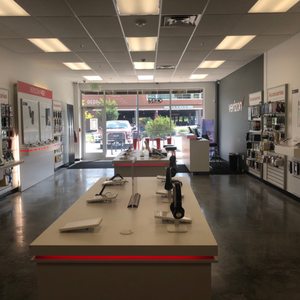 TDS - 16 Photos & 249 Reviews - Madison, Wisconsin - Television Service ...