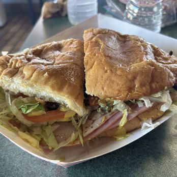 THE COLOSSAL SANDWICH SHOP - CLOSED - Updated October 2025 - 355 Photos ...