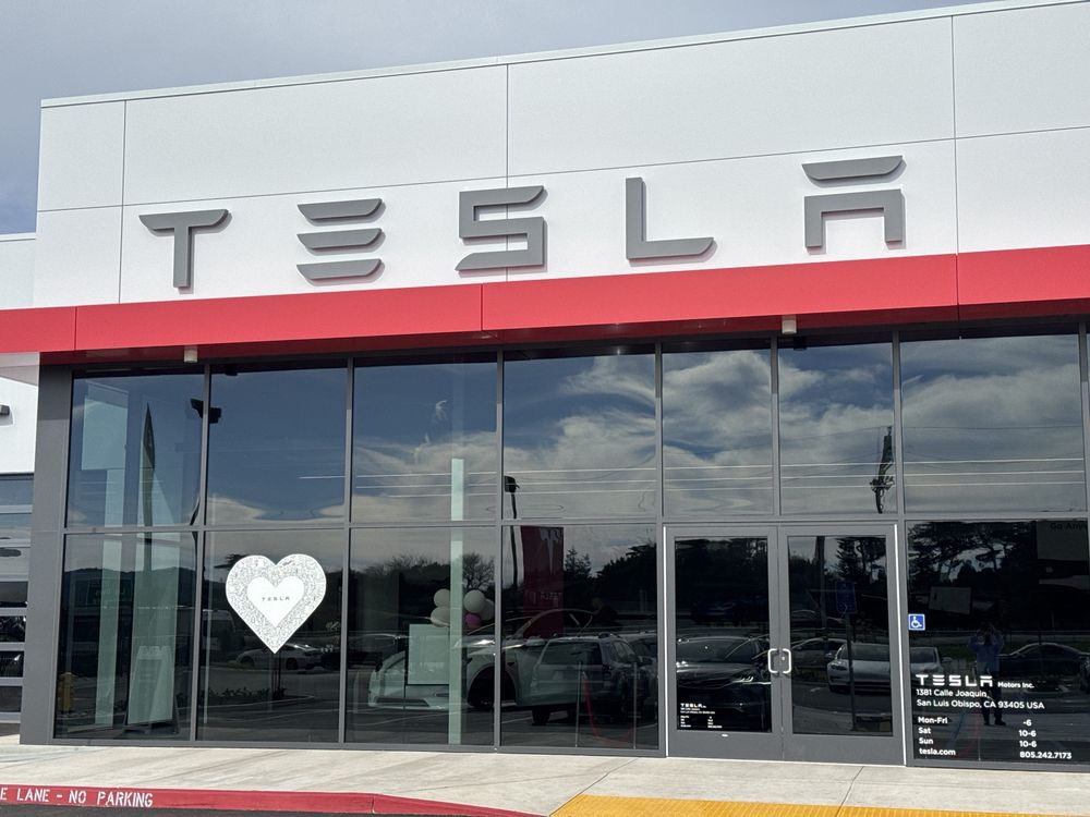 TESLA - Updated December 2025 - 18 Photos & 11 Reviews - 1381 Calle ...
