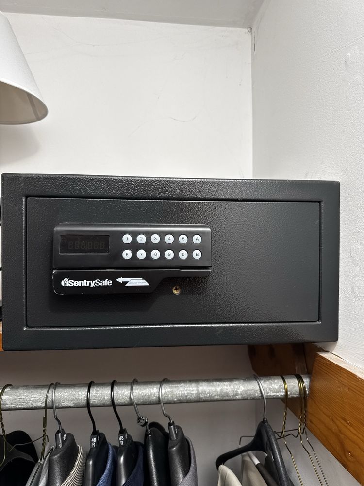 BULLET LOCK - Updated October 2025 - 10 Photos & 16 Reviews - 181 ...