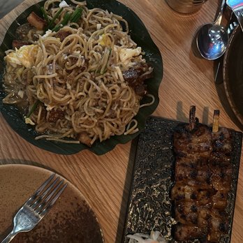 NAKS - Updated March 2025 - 544 Photos & 197 Reviews - 201 1st Ave, New ...