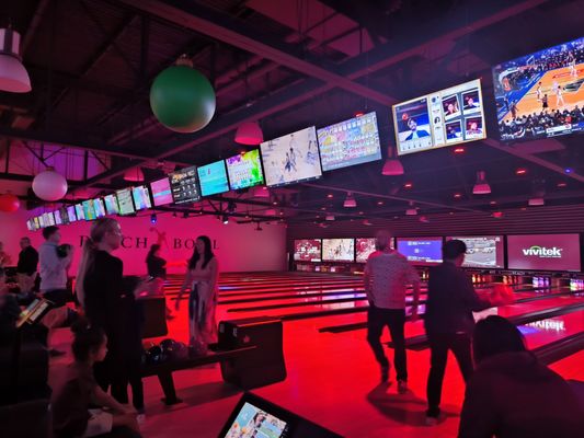 BEACH BOWL - Updated March 2025 - 162 Photos & 121 Reviews - 818 Beach ...