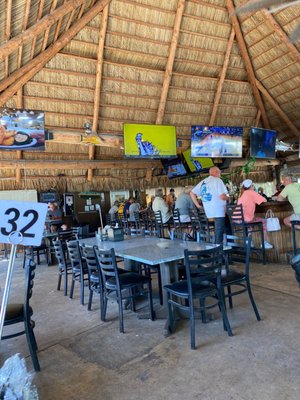 LOOE KEY TIKI BAR & GRILL - Updated January 2026 - 67 Photos & 120 ...