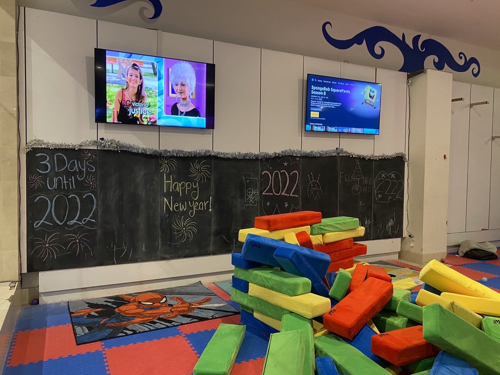 BOUNCING FUN LAND - Updated October 2025 - 410 Stonewood St, Downey ...