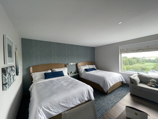 ELEMENT NEW YORK WOOD RIDGE - Updated September 2024 - 156 Photos & 22 ...