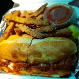 FIXTURE PIZZA PUB - Updated May 2024 - 350 Photos & 323 Reviews - 623 S ...