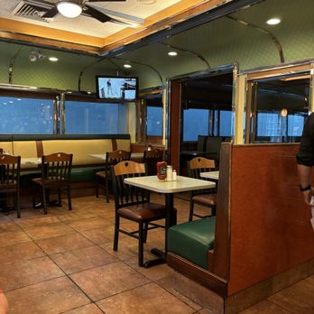 COURT SQUARE DINER - Updated January 2025 - 483 Photos & 559 Reviews ...