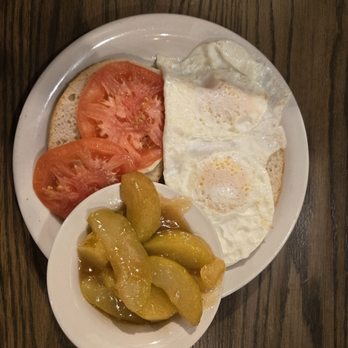 CRACKER BARREL OLD COUNTRY STORE - Updated April 2025 - 502 Photos ...