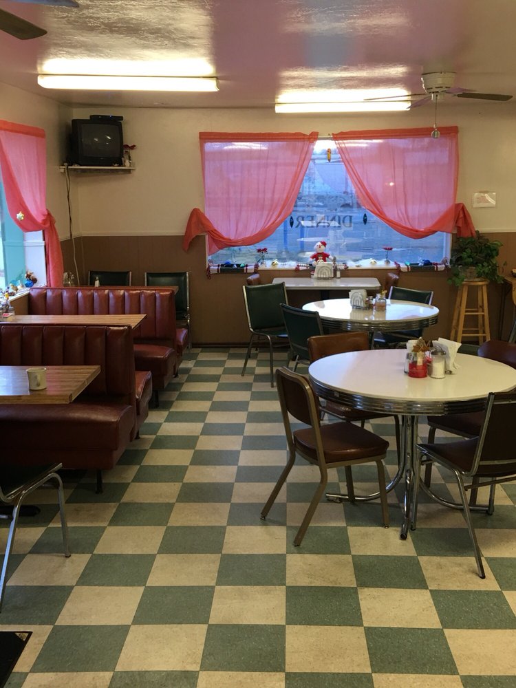 FAMILY TREE FOOD - Updated December 2025 - 11 Photos - 310 20th St SE ...