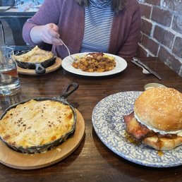 LOCAL FEED - Updated January 2026 - 606 Photos & 465 Reviews - 214 S ...