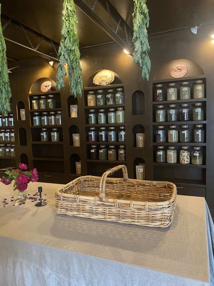 HEDGEROW HERB COMPANY - Updated September 2024 - 811 E Burnside St ...