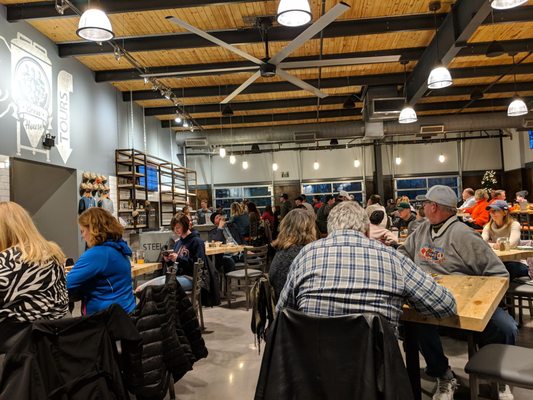 STEEL HANDS BREWING - 151 Photos & 82 Reviews - Breweries - 2350 ...