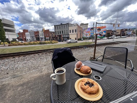 LAZY LADY BAKING - Updated December 2025 - 29 Photos & 14 Reviews - 133 ...