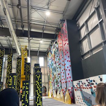 ALPINE CLIMBING ADVENTURE FITNESS - Updated May 2024 - 159 Photos & 65 ...