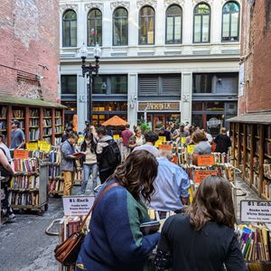 POSMAN BOOKS - 13 Reviews - 127 Newbury St, Boston, Massachusetts ...