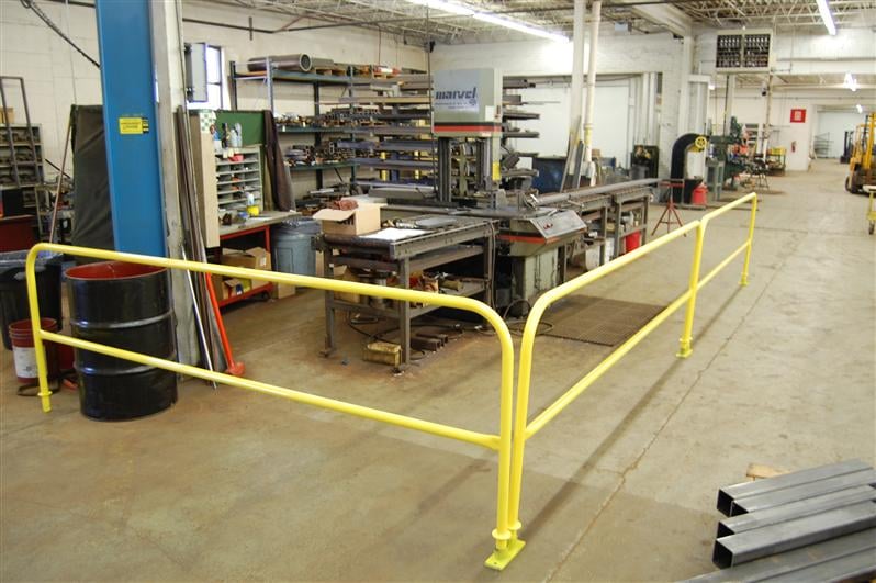 SAFETY RAIL - Updated May 2025 - 4244 Shoreline Dr, Spring Park ...