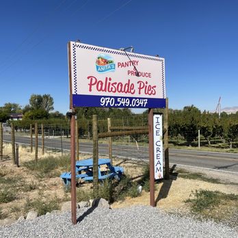 PALISADE PIE SHOP - Updated August 2024 - 17 Photos & 28 Reviews - 3415 ...