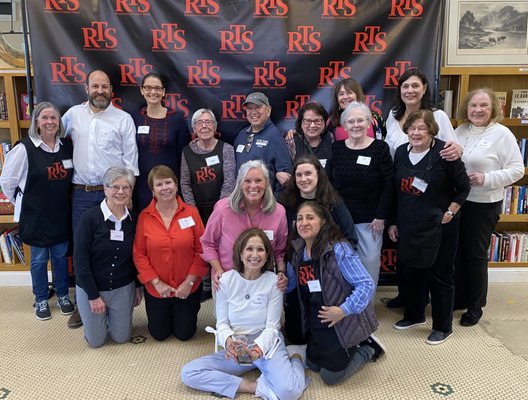 RIDGEFIELD THRIFT SHOP - Updated October 2025 - 21 Photos & 12 Reviews ...