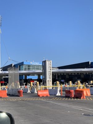 SAN YSIDRO PORT OF ENTRY - Updated March 2025 - 280 Photos & 136 ...